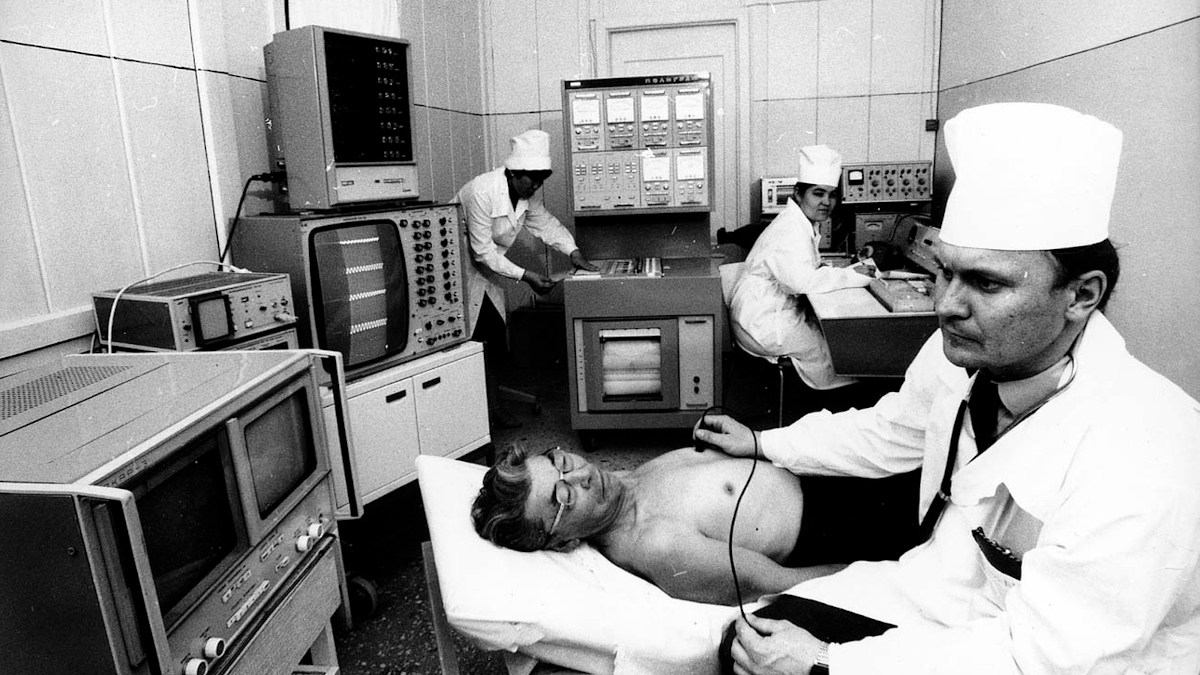 Σοβιετική Ένωση - Σοσιαλισμός: Κοινωνικό δικαίωμα η υγεία - ALT.gr