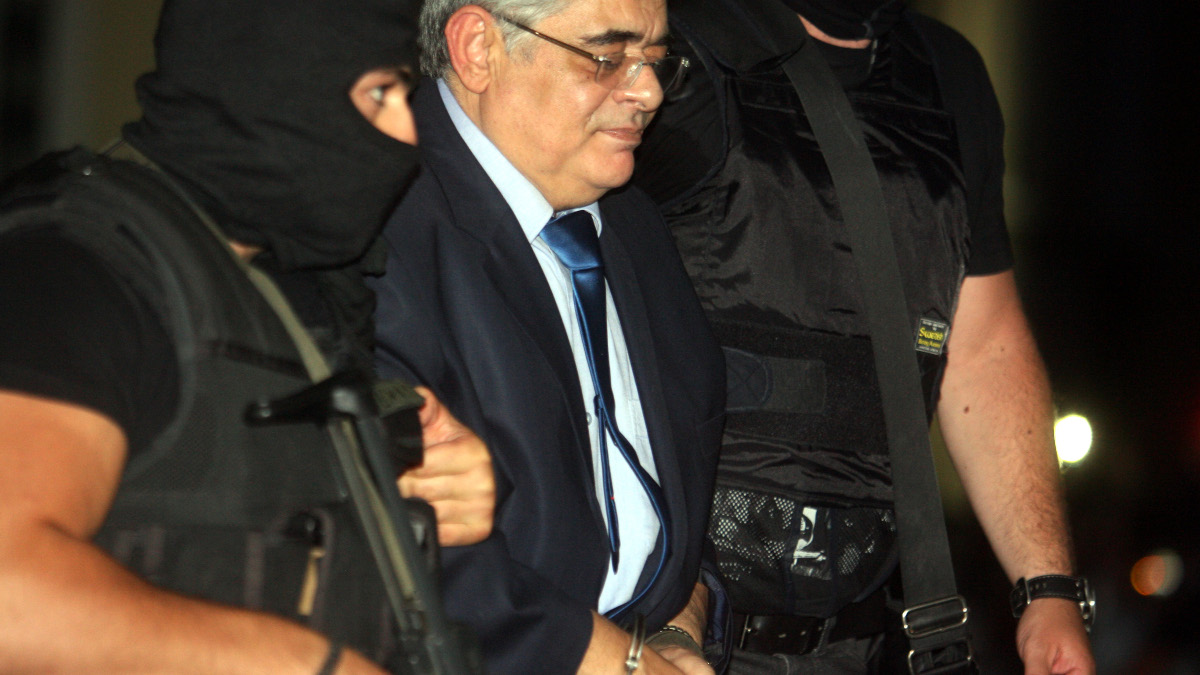 Έφεση κατά της αποφυλάκισης του Μιχαλολιάκου άσκησε ο Εισαγγελέας ...