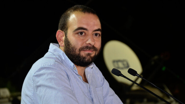 Ν. Αμπατιέλος: Ο λαός και η νεολαία των εργατογειτονιών να κάνουν την ...