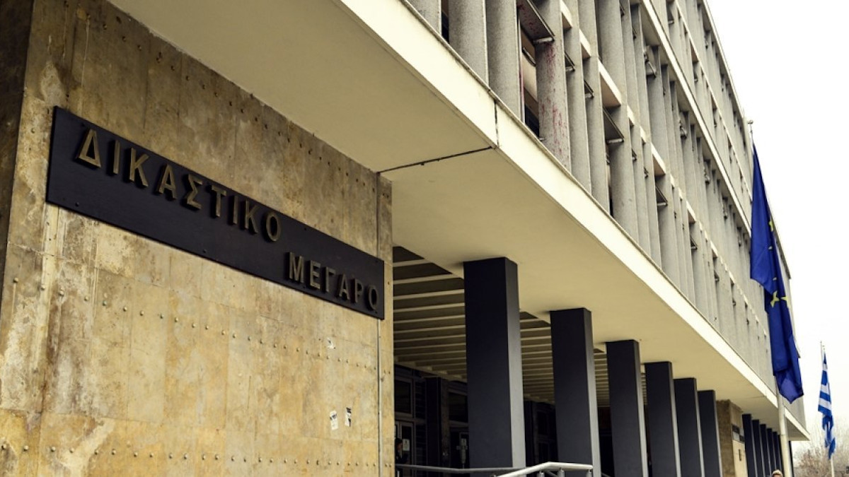 Θεσσαλονίκη: Ισόβια κάθειρξη για τη δολοφονία 20χρονου στην Άνω Καμήλα ...