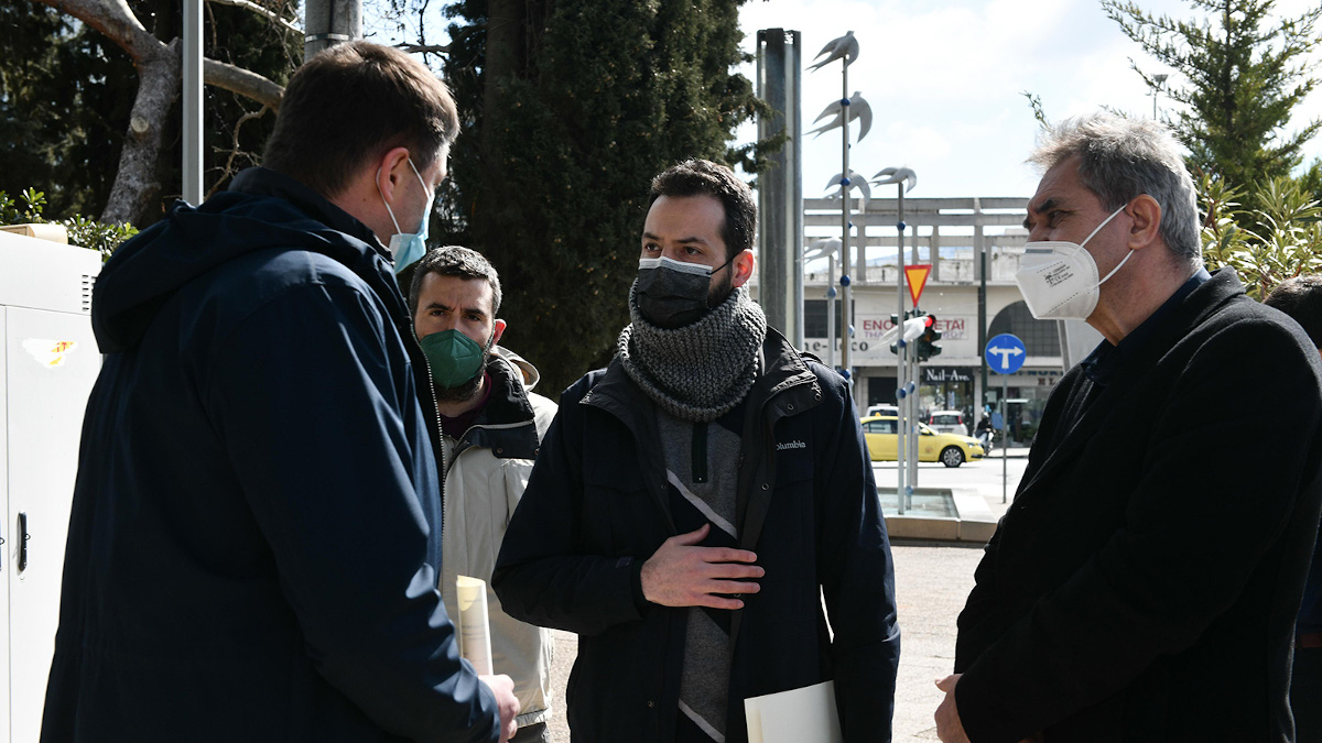 Διάβημα διαμαρτυρίας του ΚΚΕ και της ΚΝΕ στην πρεσβεία της Ουκρανίας ...