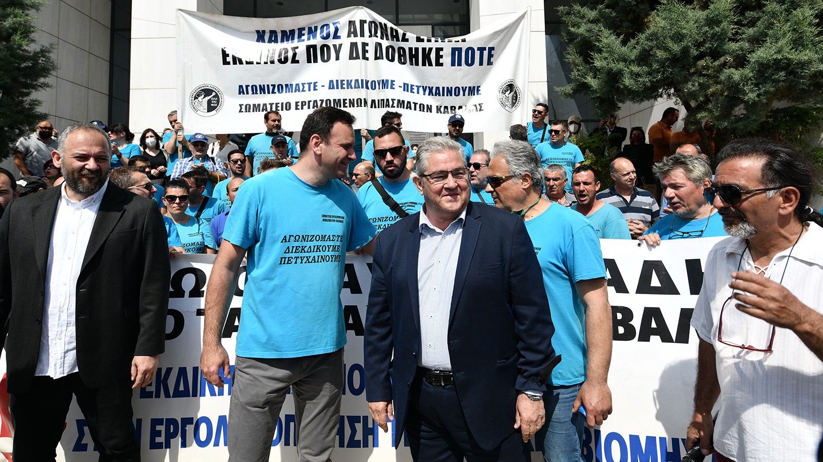 Συνέντευξη του Δ. Κουτσούμπα στην "ΕφΣυν": Οι δυνάμεις του ΚΚΕ και της ...