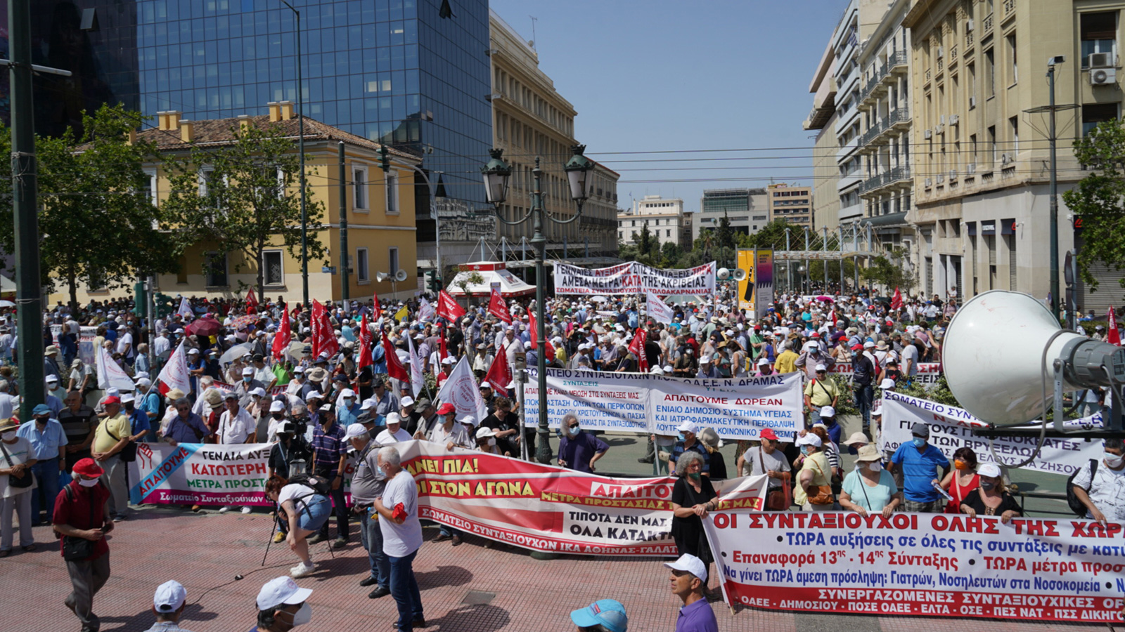 Μεγάλη πορεία των συνταξιούχων για πραγματικές αυξήσεις στις συντάξεις ...