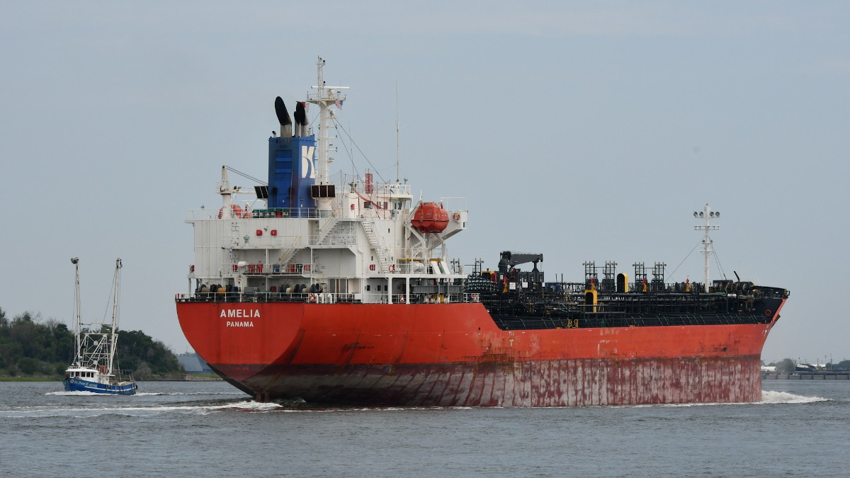 Εύβοια: Ελαφρά σύγκρουσή δύο δεξαμενόπλοιων - ALT.gr