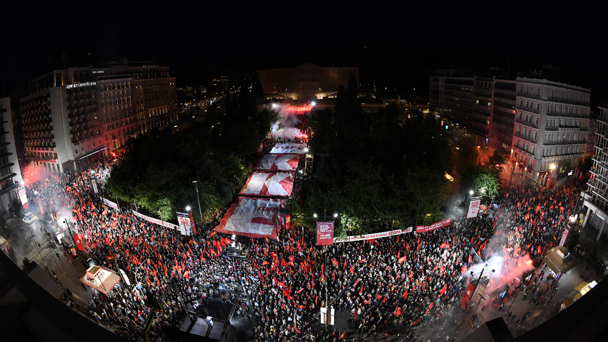 Με την οργή, τον νου και την καρδιά μας για ΚΚΕ Δυνατό! - ALT.gr
