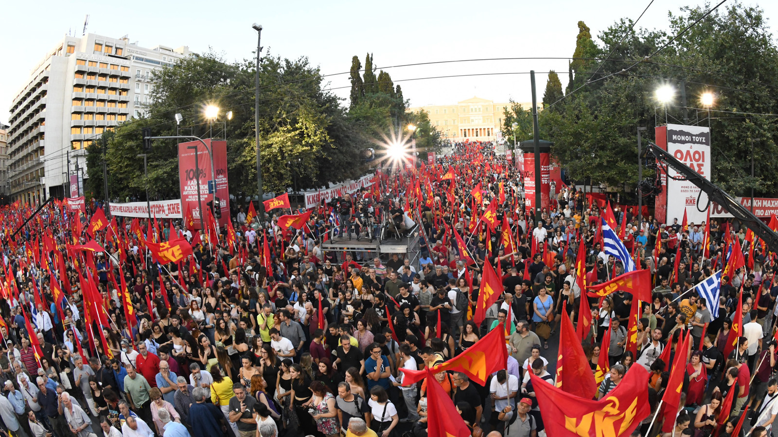 Η νέα Κοινοβουλευτική Ομάδα του ΚΚΕ: 20 αγωνιστές βουλευτές στήριγμα ...
