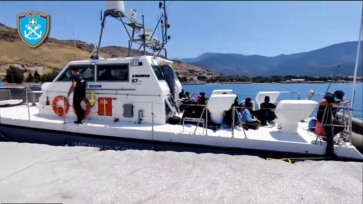 Λέσβος: Το Λιμενικό εντόπισε και διέσωσε 36 πρόσφυγες και μετανάστες ...