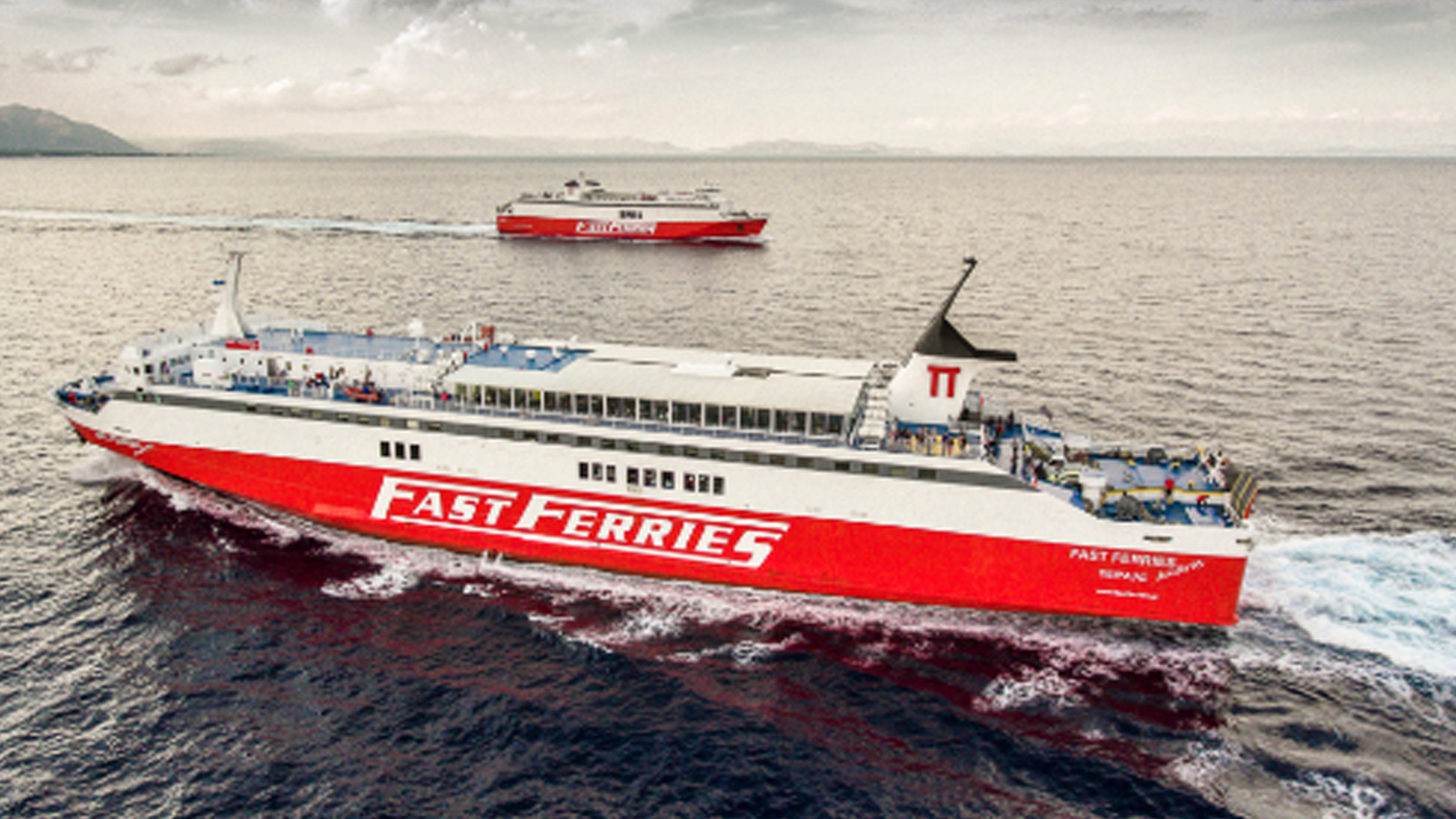 Μύκονος: Μηχανική βλάβη στο «Fast Ferries andros» - Ταλαιπωρία για 192 ...