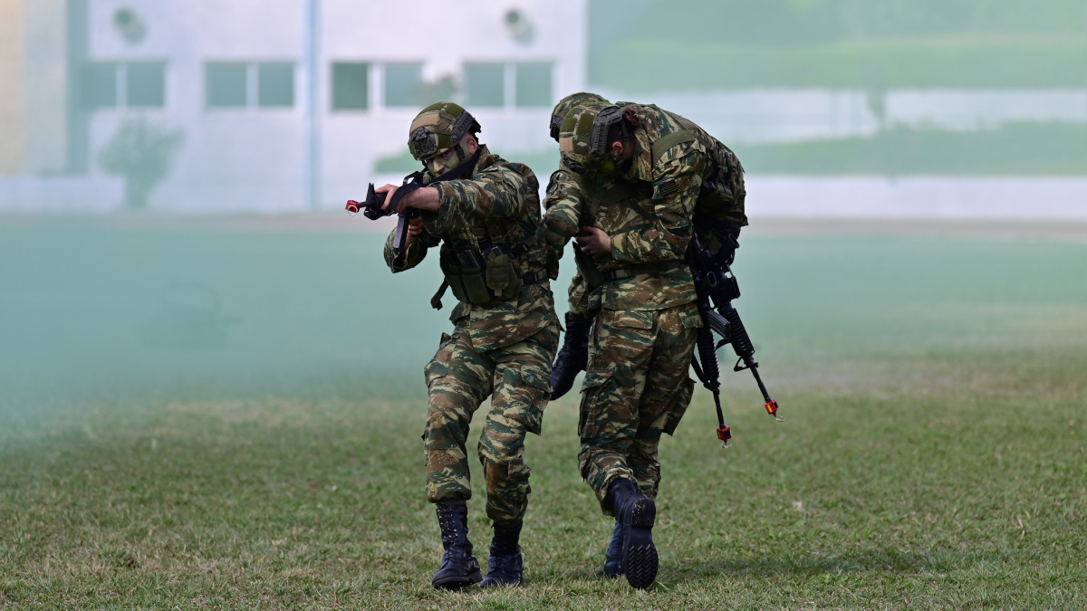 Σχόλιο του τμήματος της ΚΕ του ΚΚΕ για τις ΕΔ και τα ΣΑ για τα θερινά ...