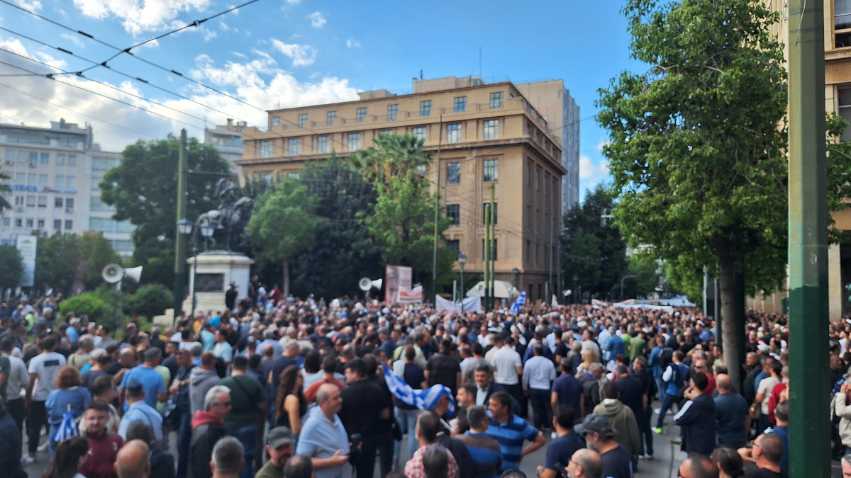 Αύριο η πανελλαδική κινητοποίηση των στρατιωτικών στις 3 μ.μ. στα ...